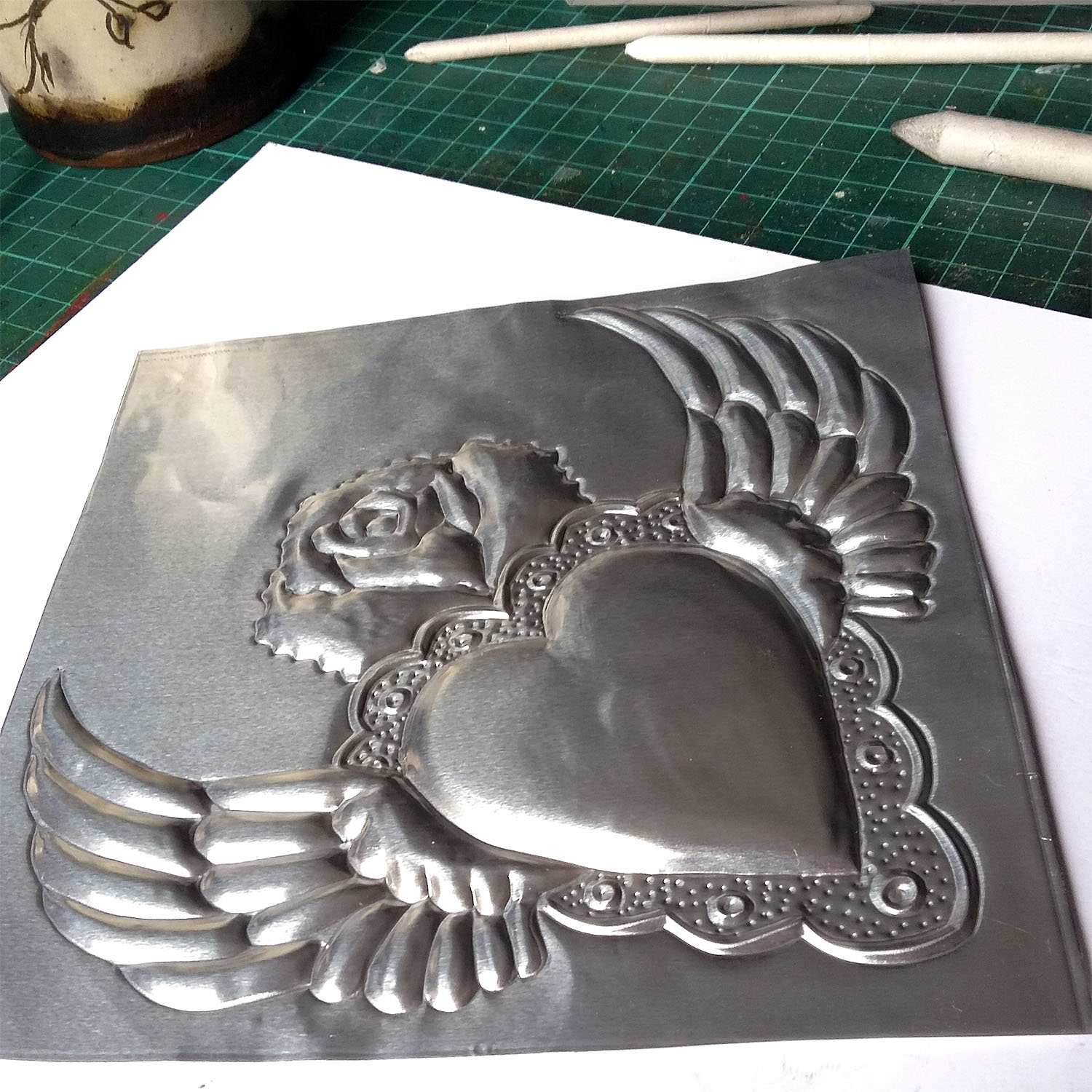 Metal embossed heart workshop – Crafts for Wellbeing