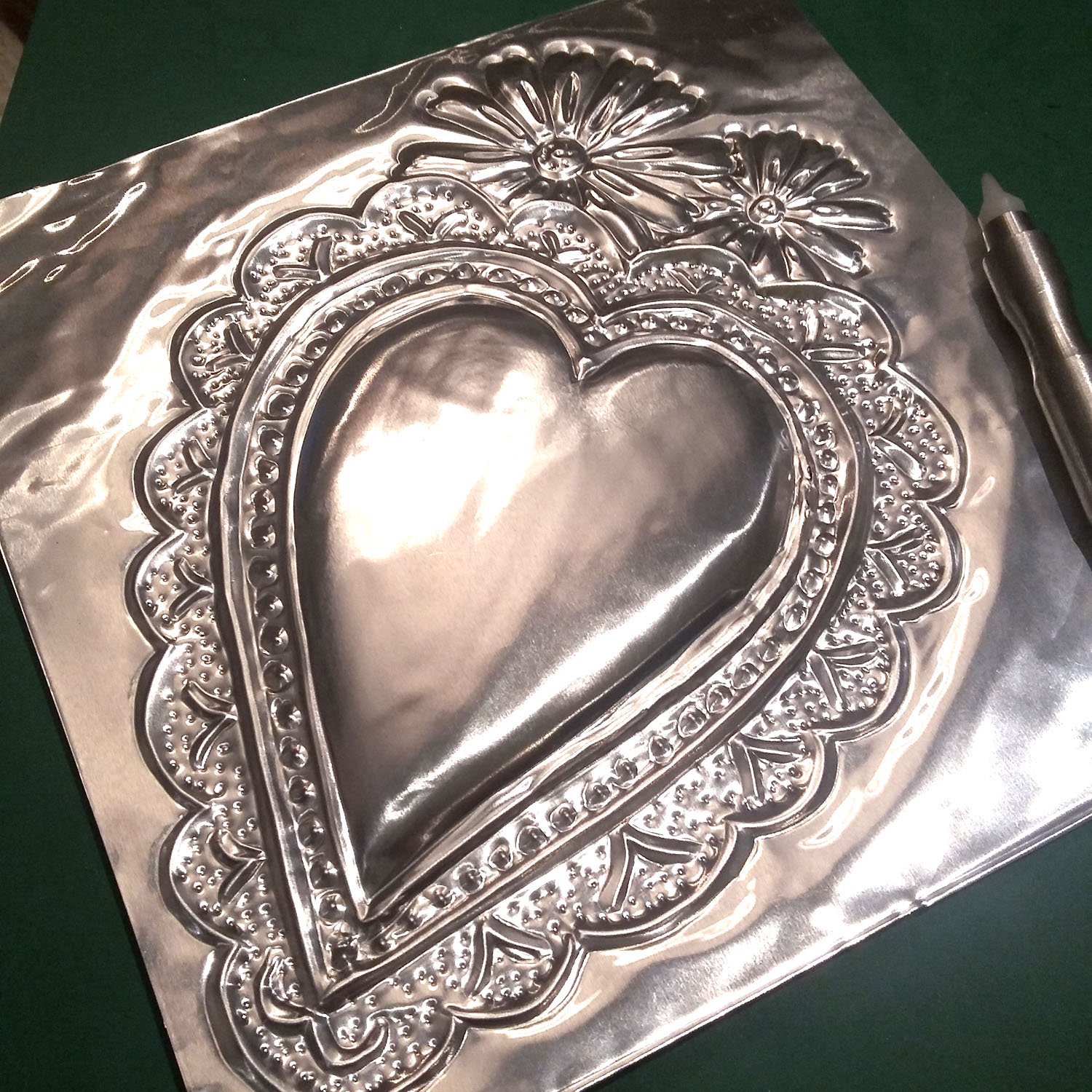 Metal embossed heart workshop – Crafts for Wellbeing